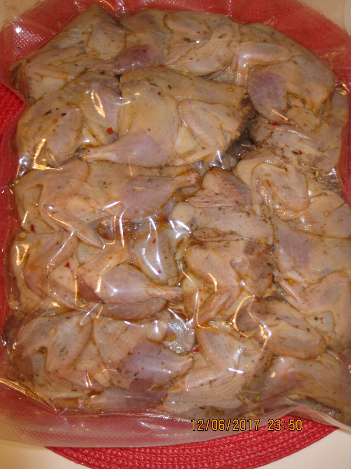 Prepelite, oua si carne prepelita, pui si tineret prepelite, custi si ...